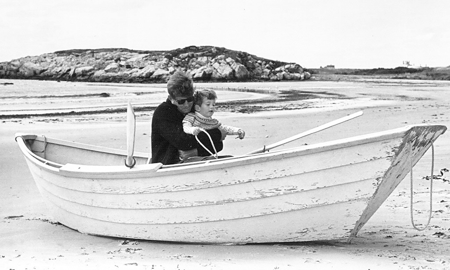 ¿Y tú de quién eres? La pesada losa de 'ser hijo de' - Ethic : Ethic